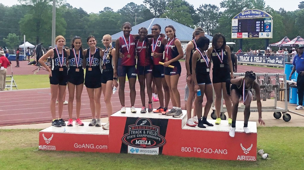 BHS girls’ track and field wins 2nd straight 5A team title | Daily Leader