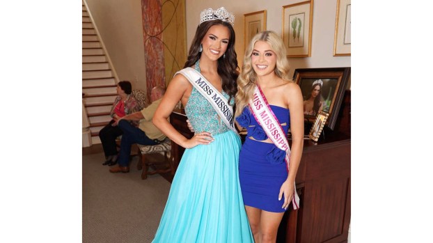 Monticello’s Addie Carver is off to Hollywood for the 2024 Miss Teen ...