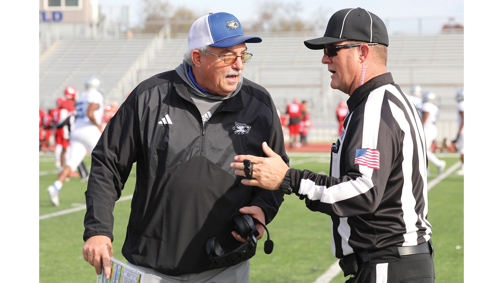 Davis retiring after 21 seasons of Copiah-Lincoln Wolves football ...