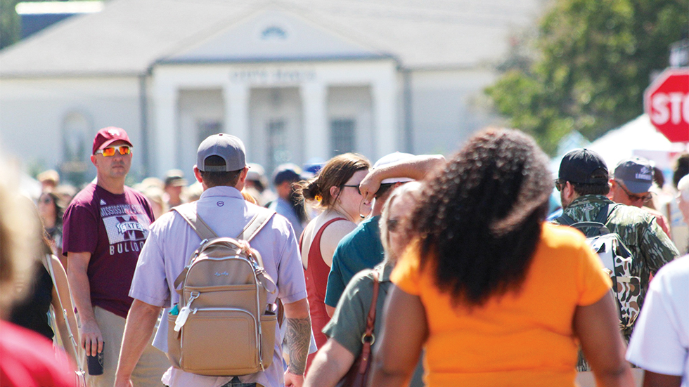 Thousands attend 51st annual Ole Brook Festival | Daily Leader